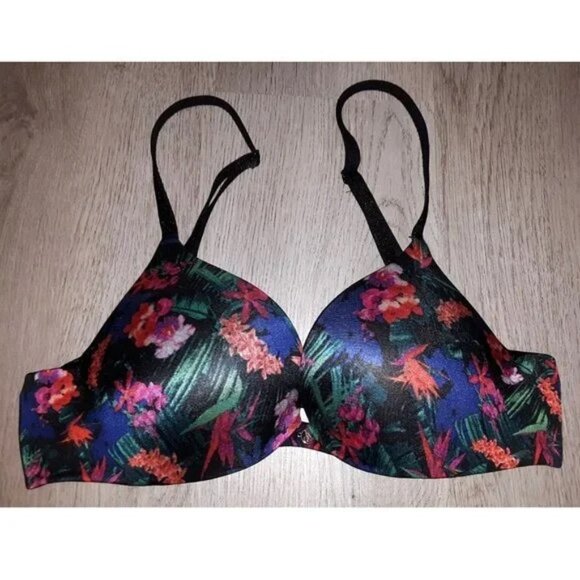 Victoria's Secret | Intimates & Sleepwear | Victorias Secret So ...